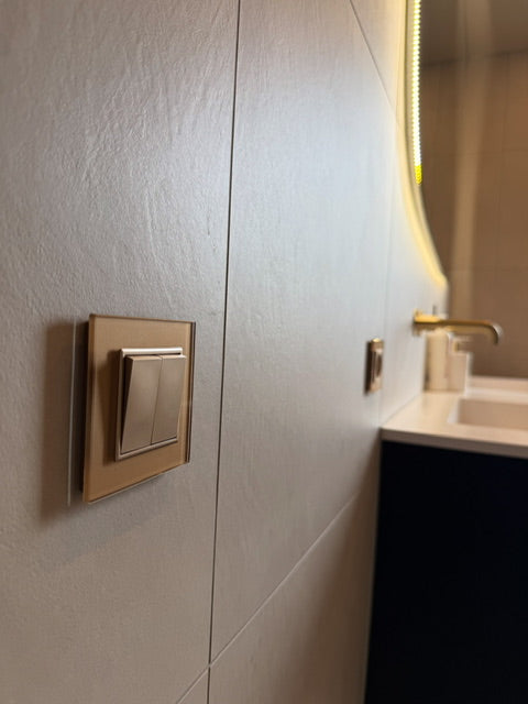 Seesaw switch Available in 4 colors View here! – Livolo Nederland